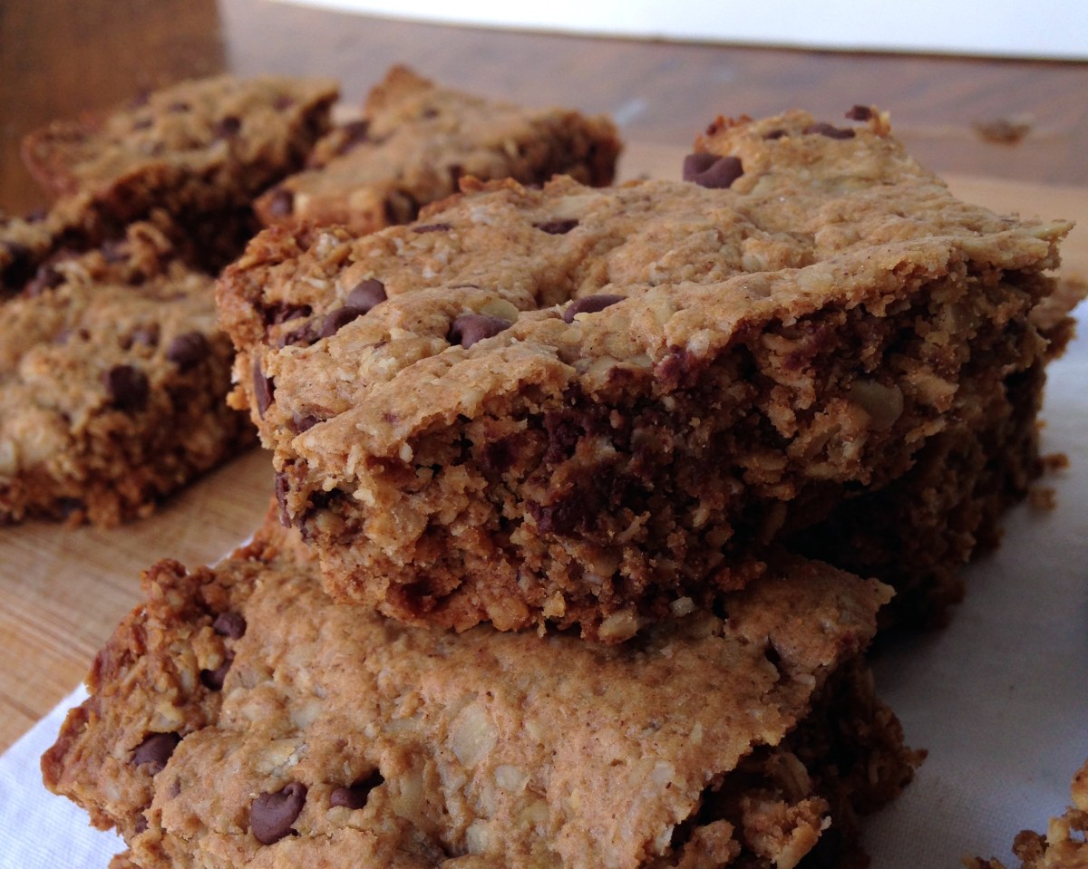 Chocolate Chip “Chewy” Bars | skinnysweettreats
